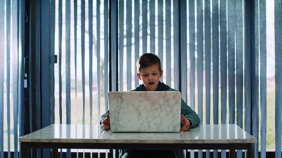 Helium - Episode 10 (E10) (2018) | ČSFD.cz