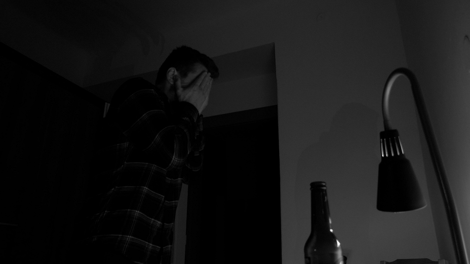 Knock Knock (2019) | Facts - Facts | ČSFD.cz