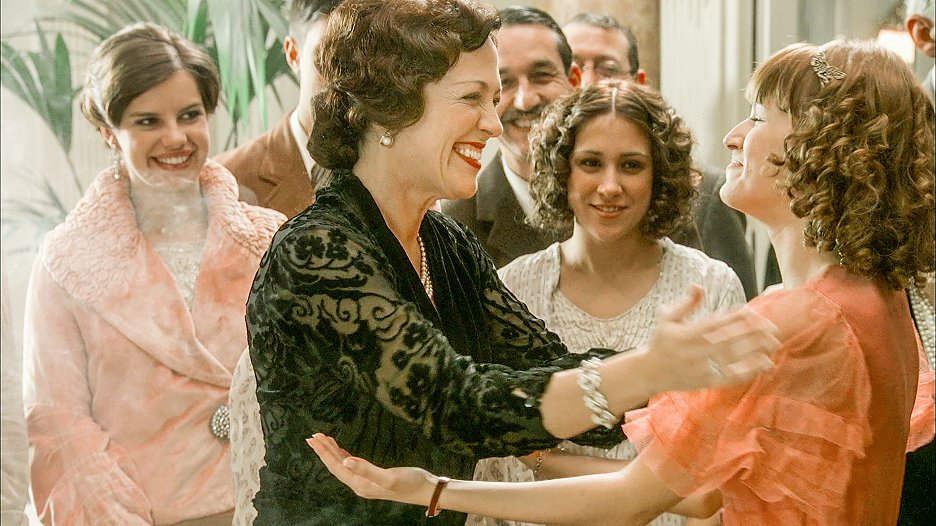 14 de abril. La República - La decisión (S01E01) (2011) | ČSFD.cz