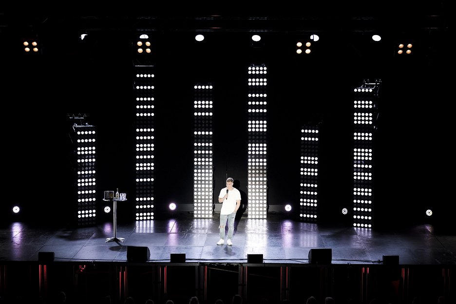 Felix Lobrecht live! kenn ick. (2019) | ČSFD.cz