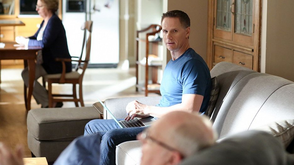 Discussions avec mes parents - Episode 5 (S02E05) (2019) | ČSFD.cz