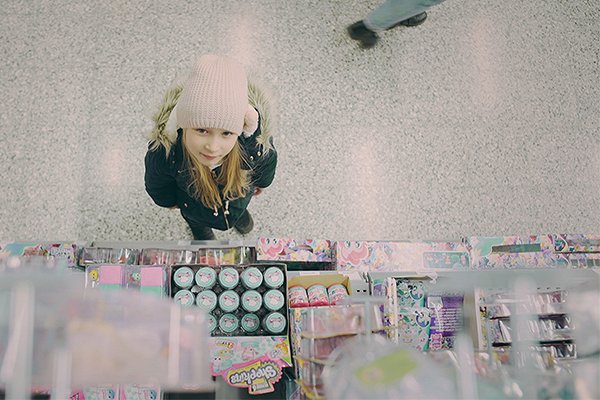 Äiti moppaa (2019) | ČSFD.cz