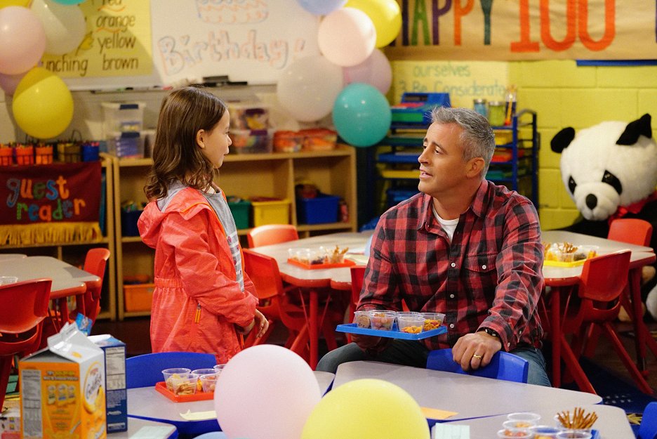 Man with a Plan - The Puppet Theater (S01E03) (2016) | ČSFD.cz