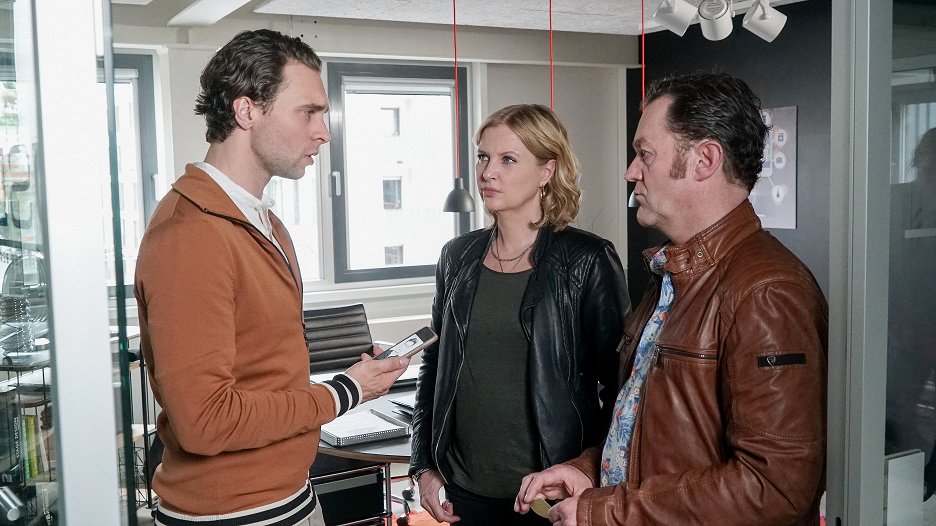 Die Chefin - Glück (S09E02) (2018) | ČSFD.cz