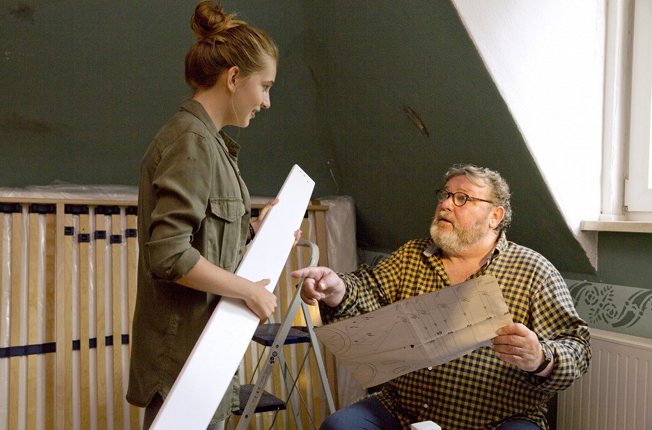 Rodina doktora Kleista - Z čista jasna (S07E10) (2018) | ČSFD.cz