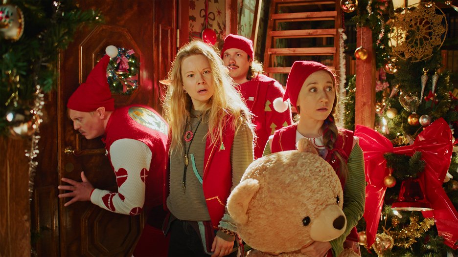 Joulukalenteri: Tonttuakatemia - Kadonnut joulumieli (E02) (2019) | ČSFD.cz