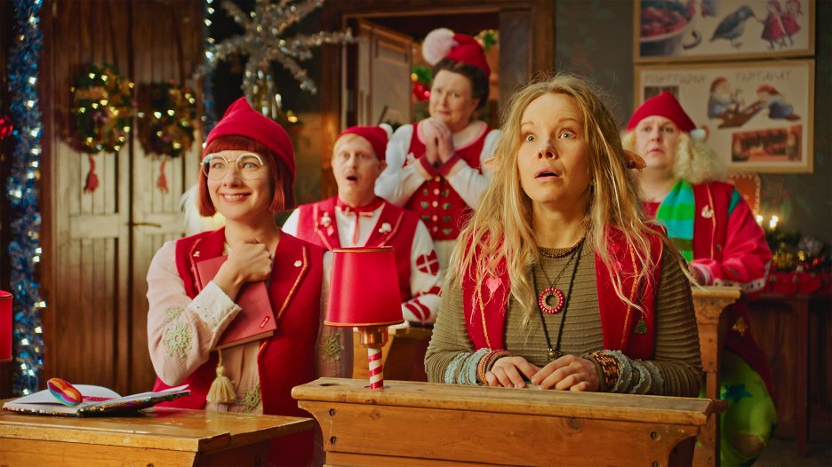 Joulukalenteri: Tonttuakatemia - Kadonnut joulumieli (E02) (2019) | ČSFD.cz