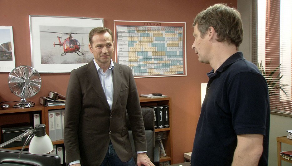 112 - Sie retten dein Leben - Ein gefährliches Casting (E104) (2009 ...