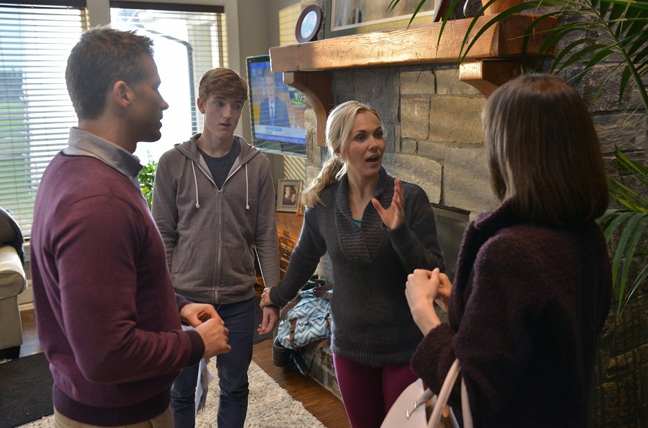 Joshua J. Ballard | Galerie - Z filmu | ČSFD.cz