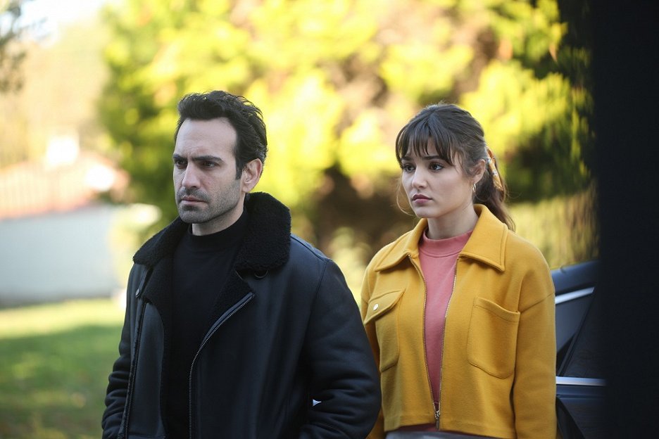 Azize - Episode 4 (E04) (2019) | ČSFD.cz