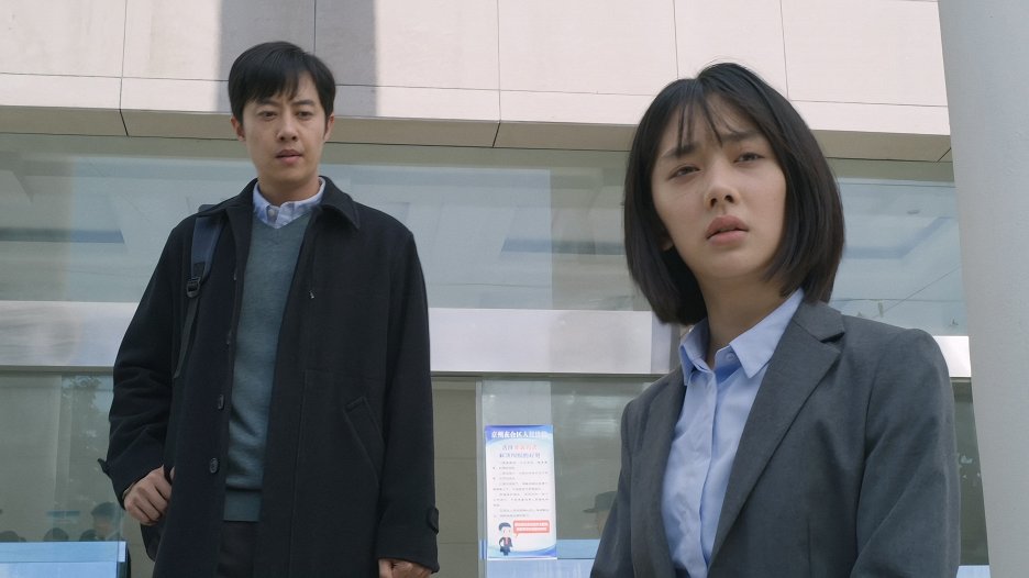 The Woman in the Storm (2023) | ČSFD.cz