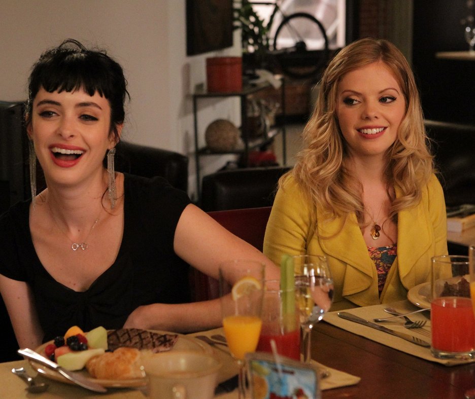 Mrcha od vedle - The Scarlet Neighbor... (S02E09) (2013) | ČSFD.cz