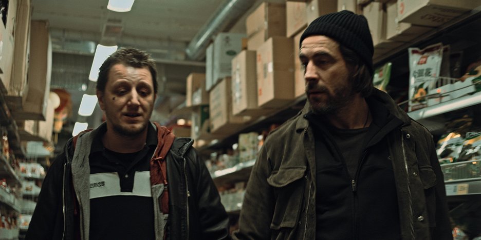 Hassel - Illegal (S01E04) (2017) | ČSFD.cz