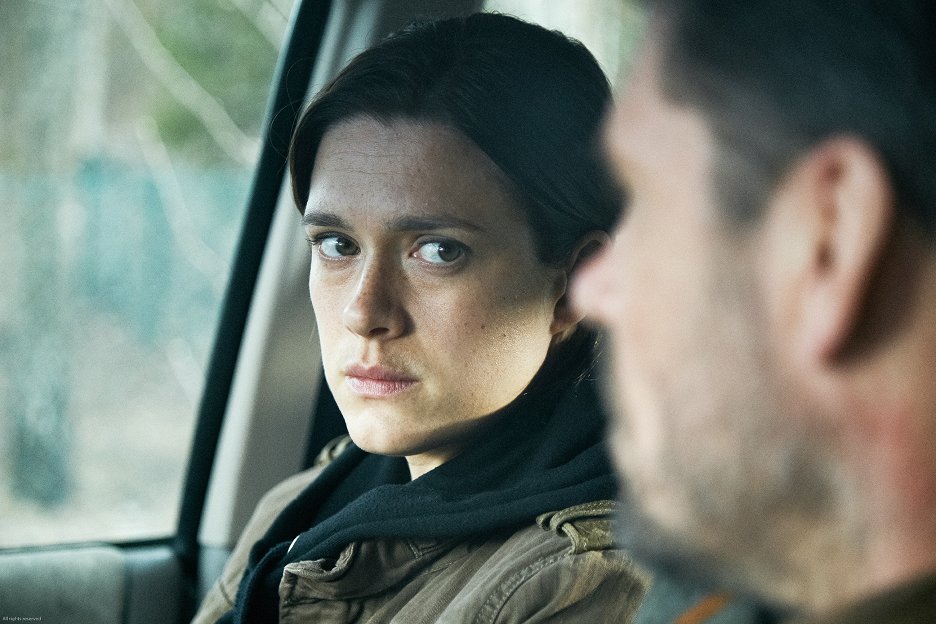 Bullets - Roza (E09) (2018) | ČSFD.cz