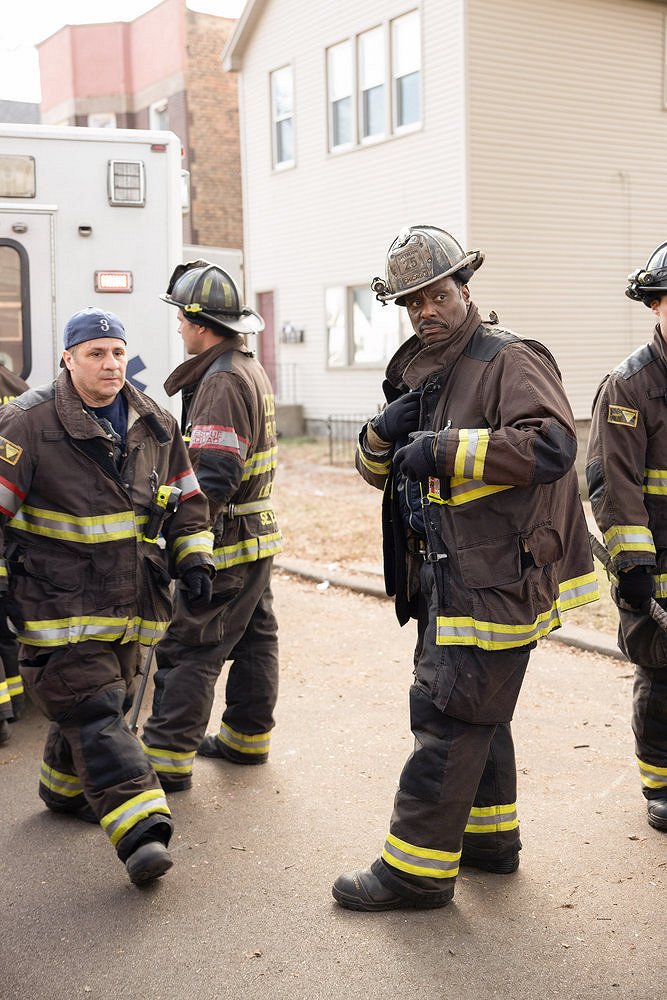 Chicago Fire - Pak se stal Nick Porter (S08E12) (2020) | ČSFD.cz