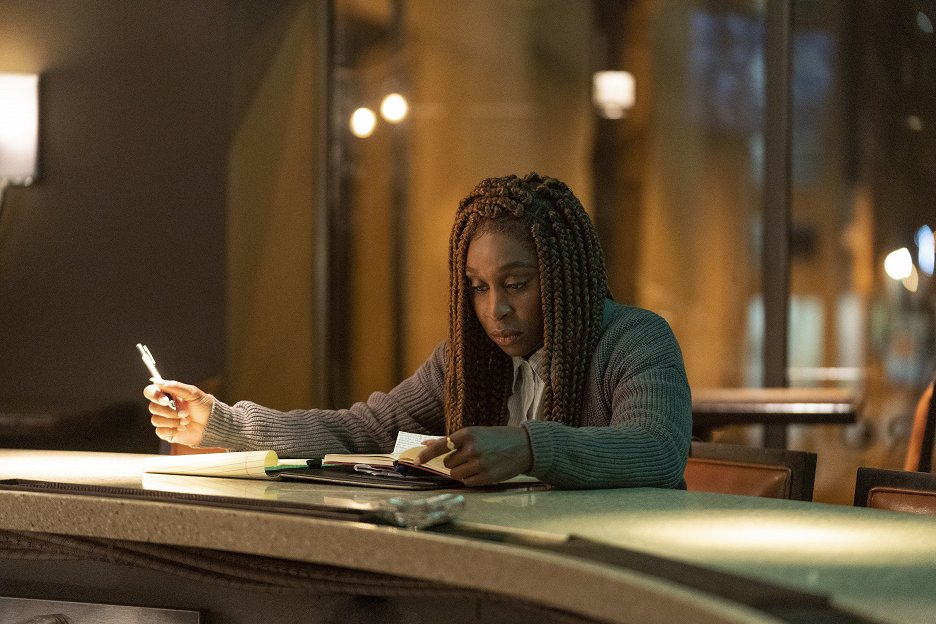 Outsider - Que Viene el Coco (E04) (2020) | ČSFD.cz