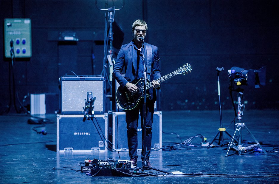 Interpol – The Paris Ghost Session (2018) | ČSFD.cz