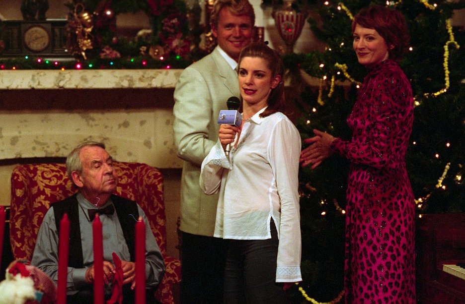 Šťastné a veselé Vianoce (2002) | ČSFD.sk