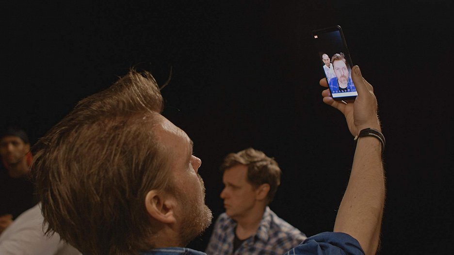 Sammankomst (2020) | ČSFD.cz