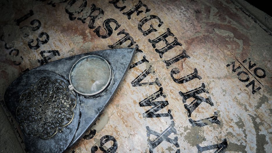 Paranormální naléhavé případy (2019) | ČSFD.cz