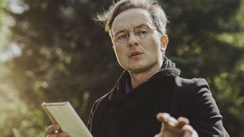 W małym dworku (2019) | Gallery - Photos | ČSFD.cz