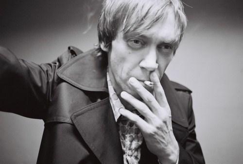 Must Peeter (2008) | ČSFD.cz