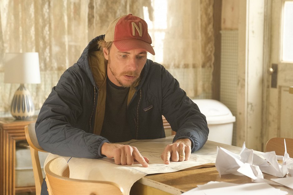 Farma na spadnutí - Bunker Down (S02E12) (2020) | ČSFD.cz