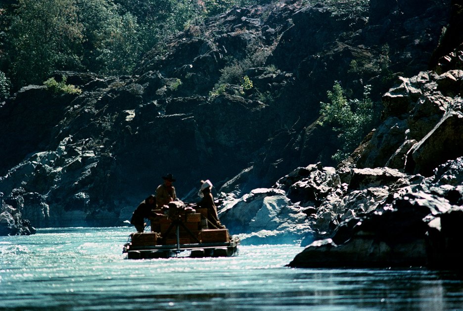 Rooster Cogburn (1975) | ČSFD.cz
