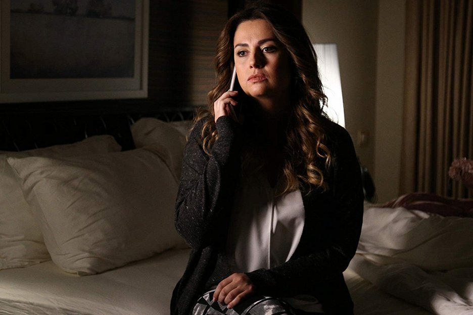 Bodrum Masalı - Episode 21 (E21) (2017) | ČSFD.cz