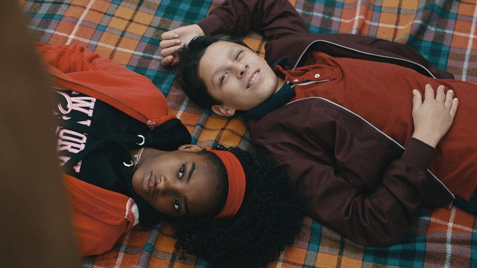 Joe All Alone (2018) | ČSFD.cz