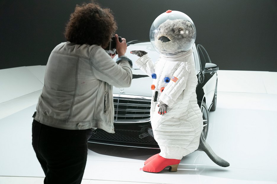 K smíchu - A Seat on the Rocket (S02E08) (2020) | ČSFD.cz