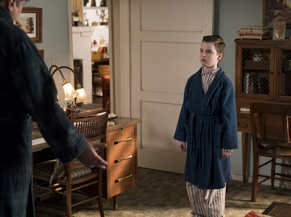 Young Sheldon - A Slump, a Cross and Roadside Gravel (S03E14) (2020 ...