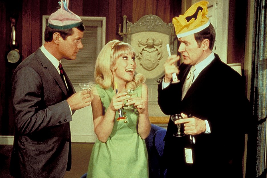 I Dream of Jeannie - Blackmail Order Bride (S04E26) (1968) | Galerie ...