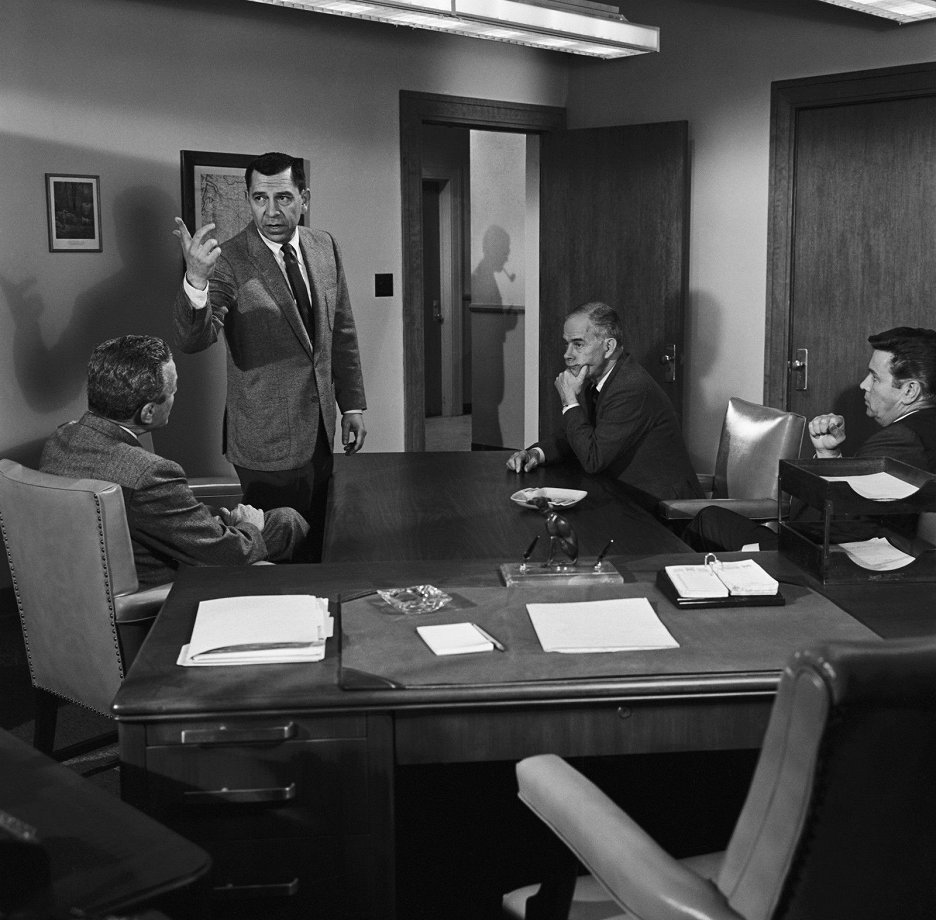 Dragnet (1951) | ČSFD.cz