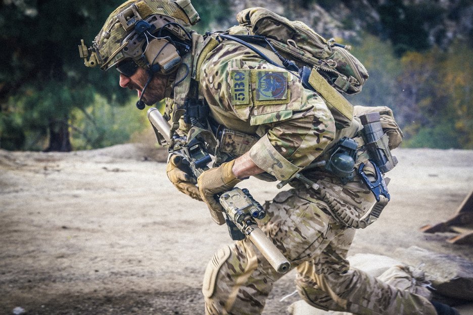 Tým SEAL - Rules of Engagement (S03E14) (2020) | ČSFD.cz