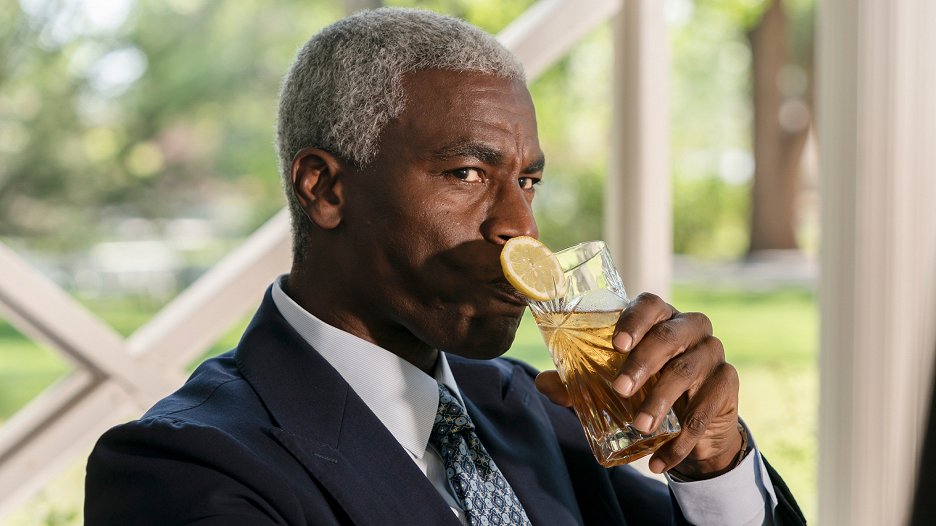 Briarpatch - Most Likely to Succeed (E08) (2020) | ČSFD.cz