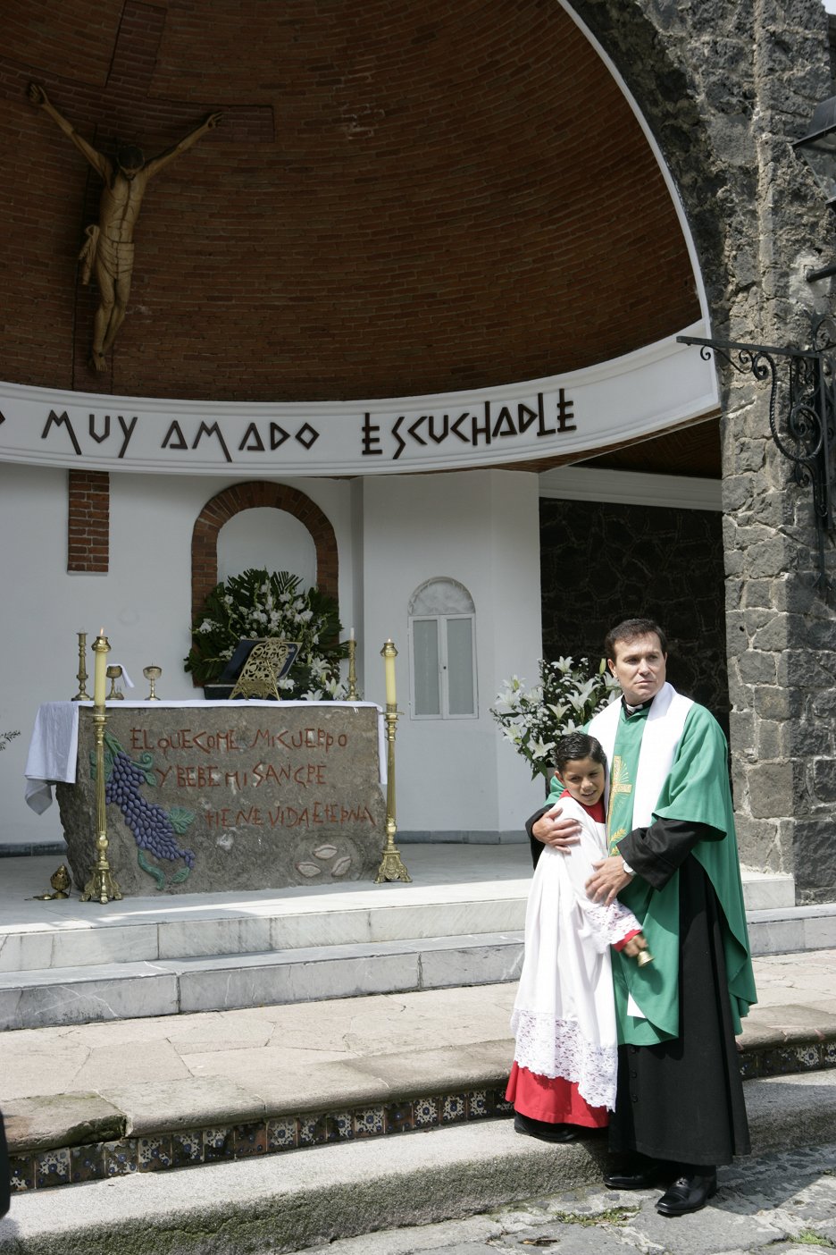 En nombre del amor (2008) | ČSFD.cz