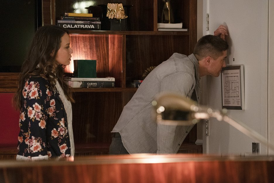 Zelenáč - Přes noc (S02E16) (2020) | ČSFD.cz