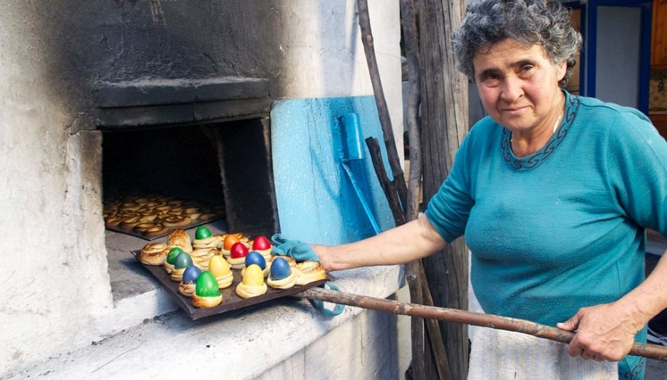 Zu Tisch ... - auf Rhodos (S16E04) (2016) | ČSFD.cz