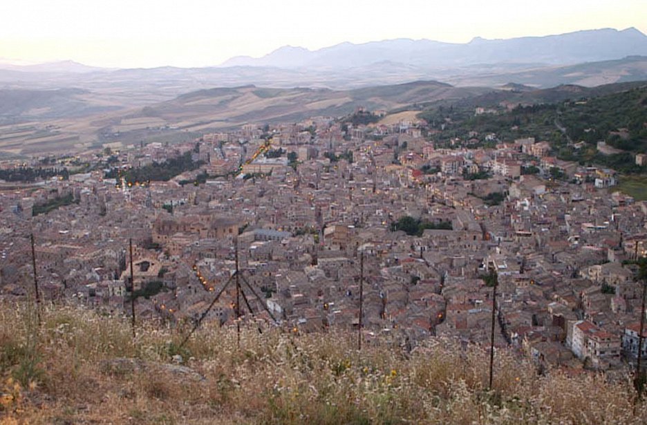 Camorra - Naples' Mafia (2014) | ČSFD.cz