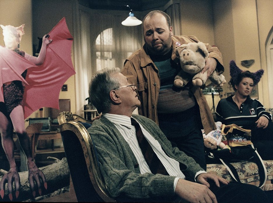 Lukas - Na dann, Prost! (S02E01) (1997) | Creators | ČSFD.cz