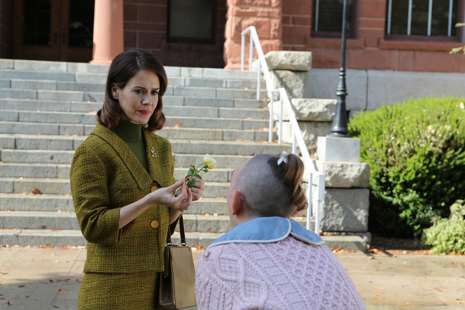 American Horror Story - Vítejte v Briarcliffu (S02E01) (2012) | ČSFD.cz