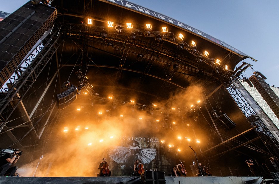 Hellfest 2020 – Quinze années de bruit et de fureur (2020) | ČSFD.cz