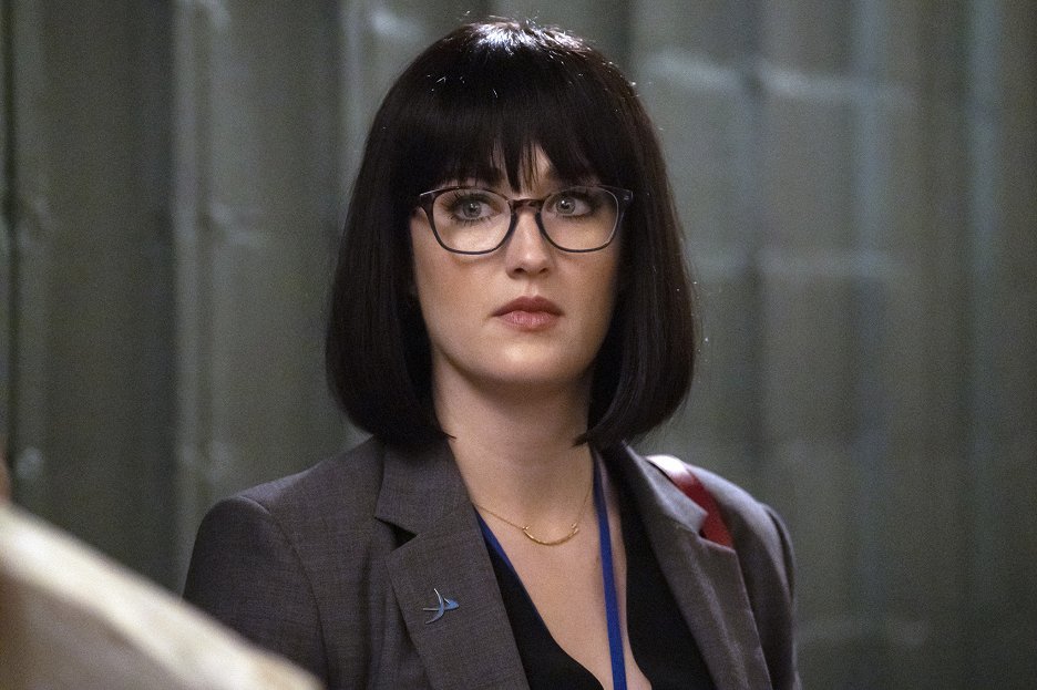 Mrtvý bod - We Didn't Start the Fire (S05E02) (2020) | ČSFD.cz