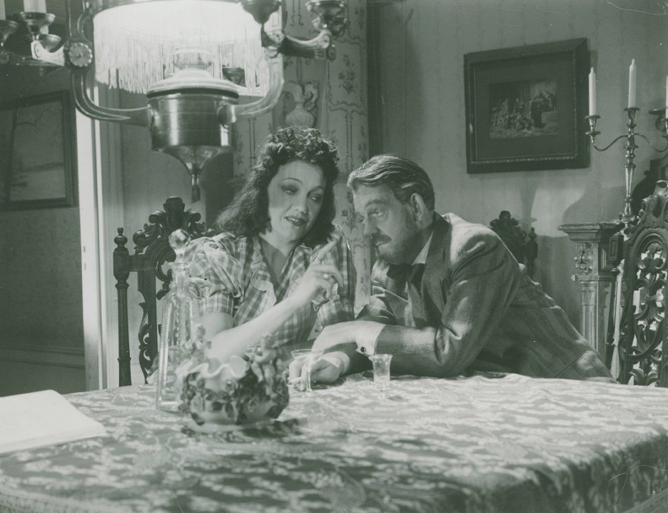 Gentlemannagangstern (1941) | ČSFD.cz
