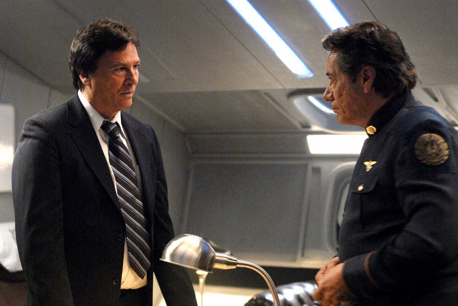 Battlestar Galactica - Neklid zmítá mou duší (S04E12) (2009) | ČSFD.cz
