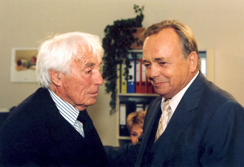 In aller Freundschaft - Zurück ins Leben (S06E40) (2003) | ČSFD.cz
