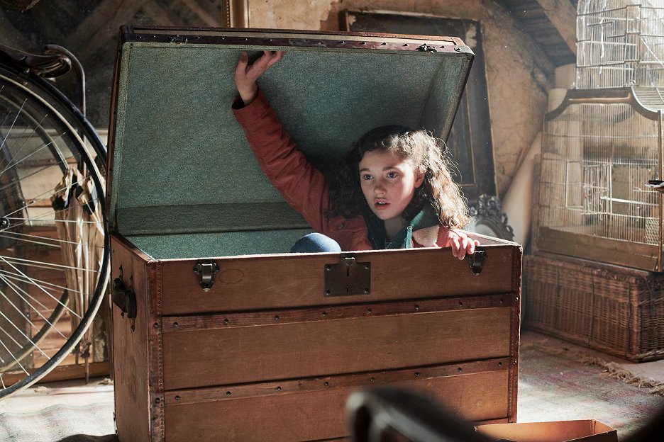 The Fantastic Journey of Margot and Marguerite (2020) | Gallery ...