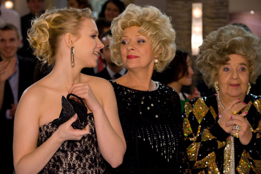 Niania - Wielki finał, cz. 1 (S09E06) (2009) | ČSFD.cz