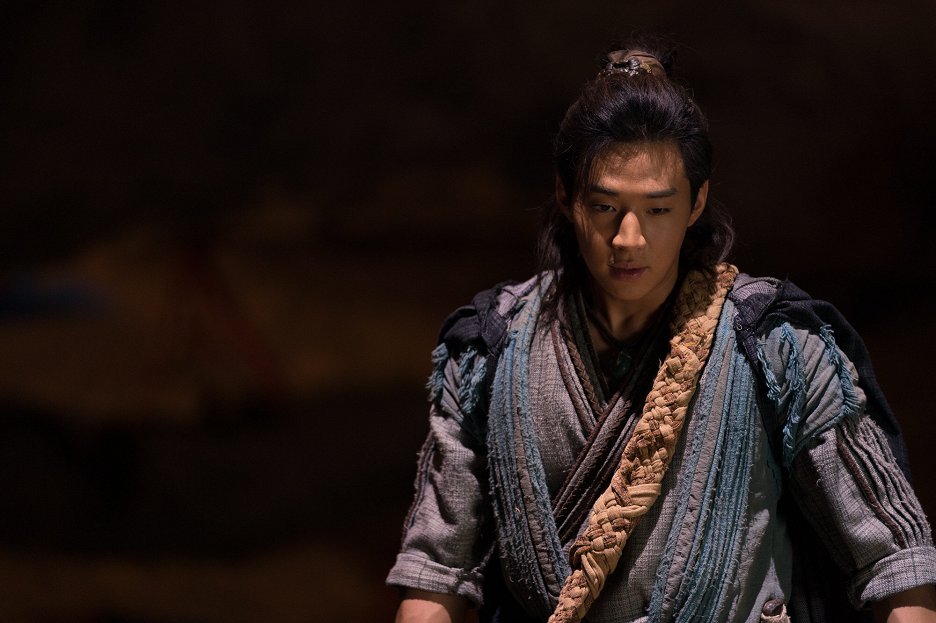 Double World (2020) | ČSFD.cz